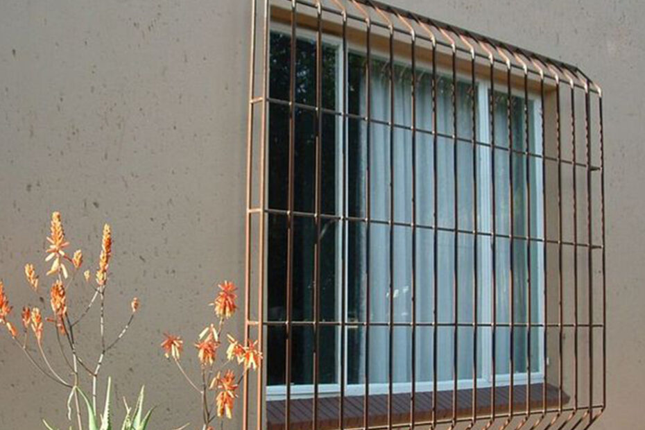 Invest in Hurricane Protection | Crimsafe | USA